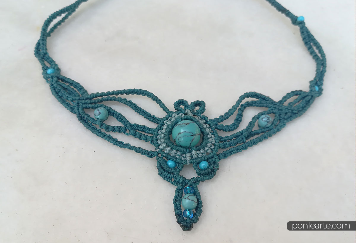 Collares de micro macramé - Ponlearte